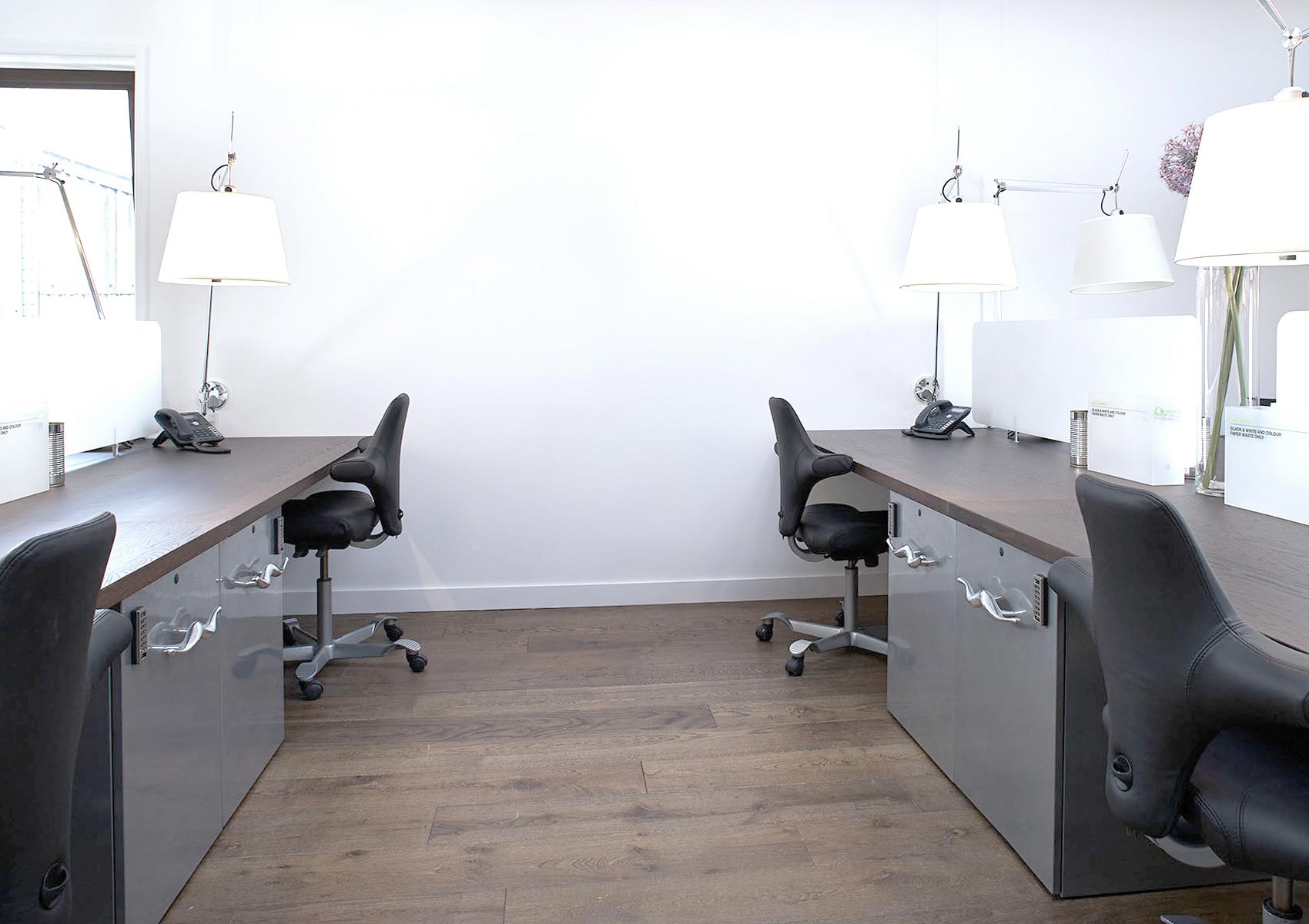 office-8 | Le Bureau